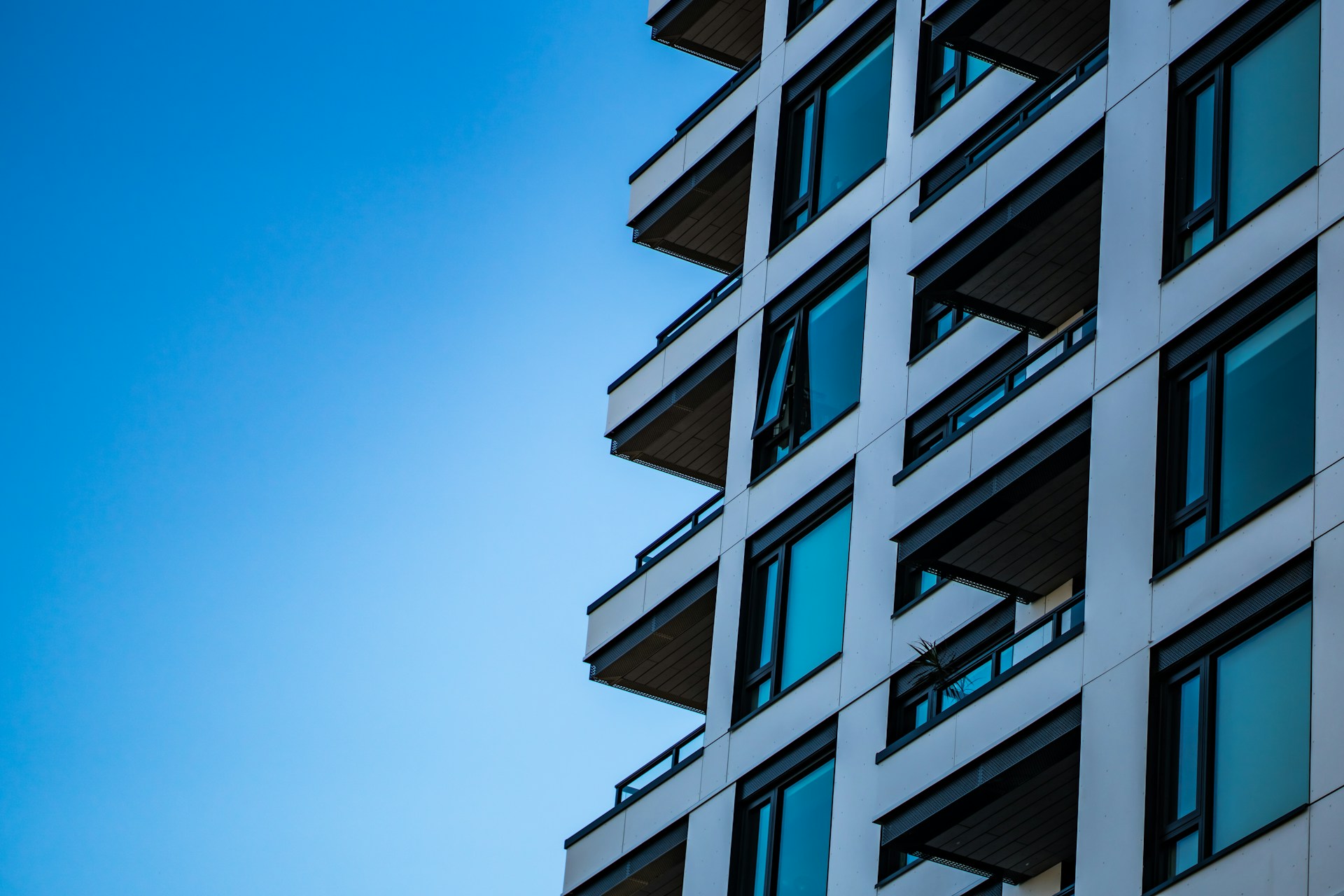 DivCore Capital, ICONIQ, and Sentral Launch $2.5 Billion Multifamily ...